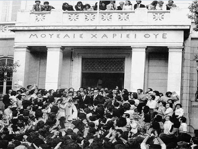 Γιάννης Ρίτσος: Εργοβιογραφικό